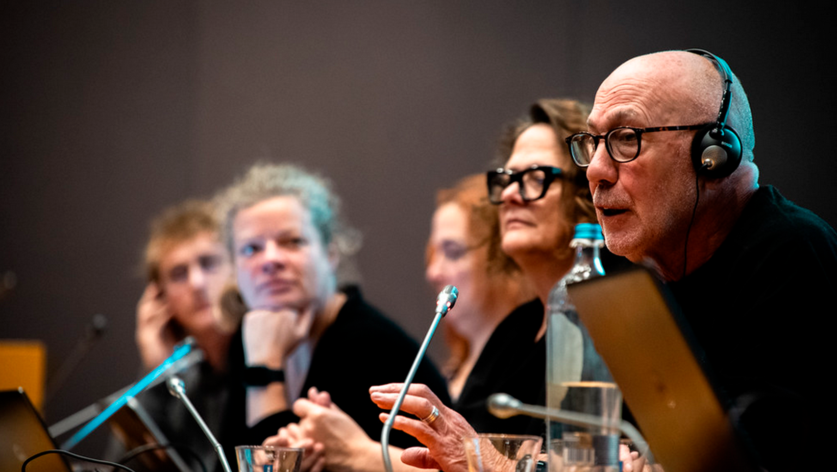 ABVV Brussels | » De Arizona-regering treft vooral laaggeschoolden en ...